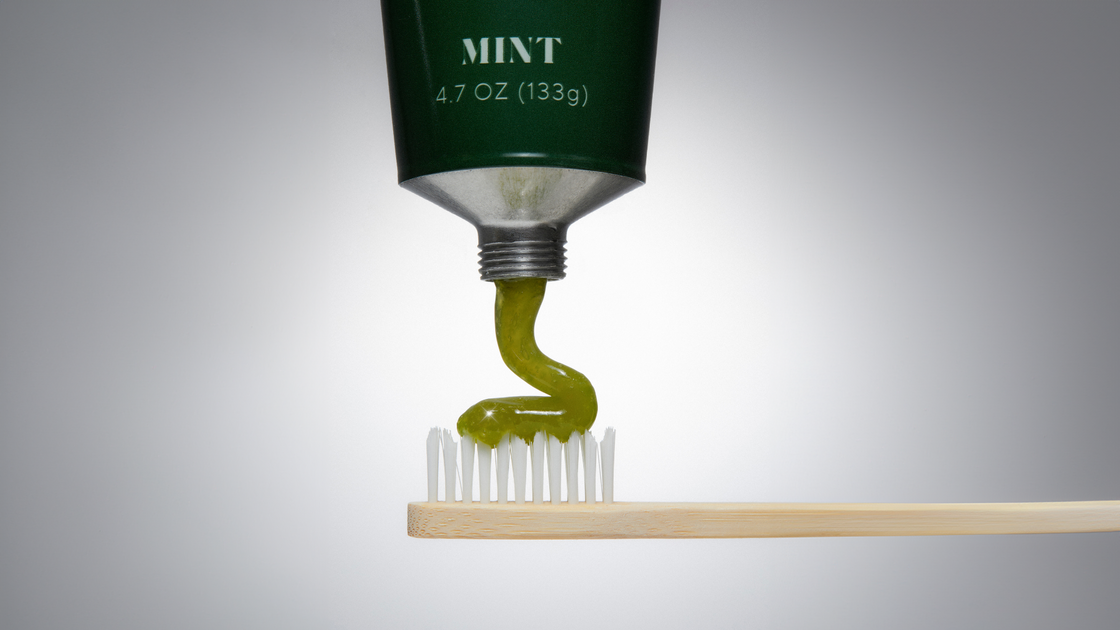 What Is The Best Natural Toothpaste? – PLUS ULTRA